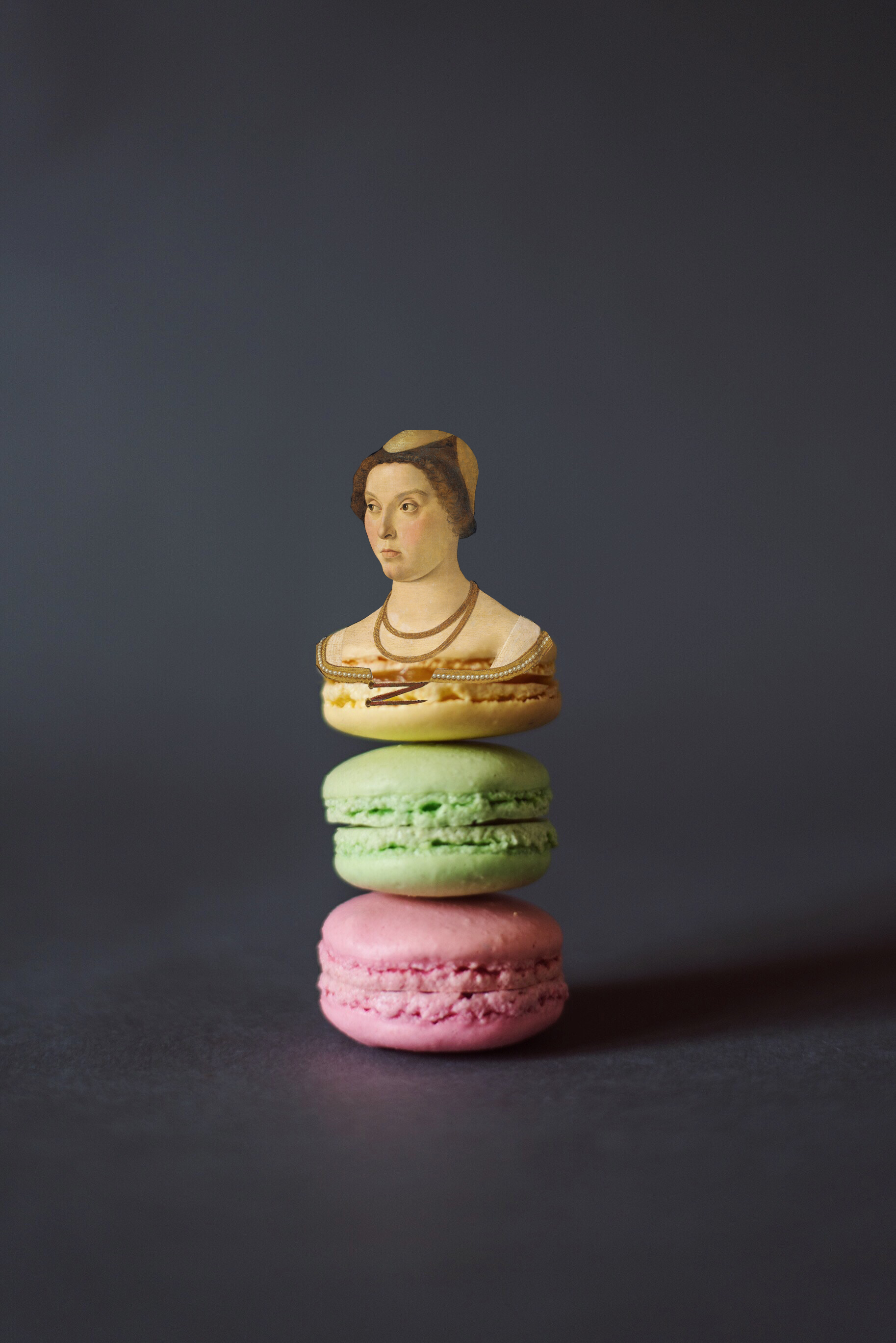 macaron-lady – Scissors and glue and you